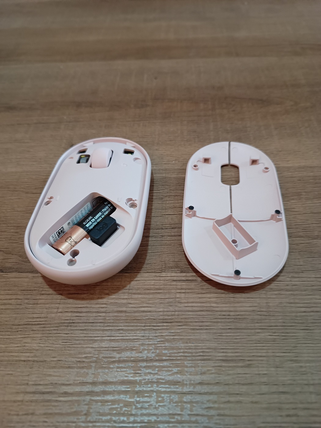 Logitech Pebble M350 Review - Technobrax